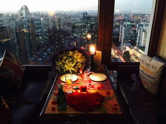 据说在这家餐厅的这个座位上表白 成功率高达99%_凤凰网