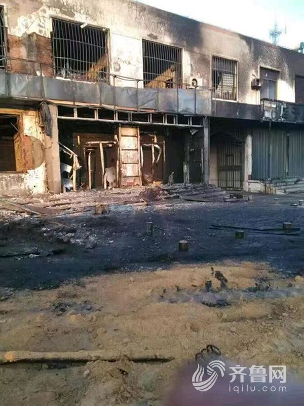 博兴一油罐车起火爆炸司机死亡