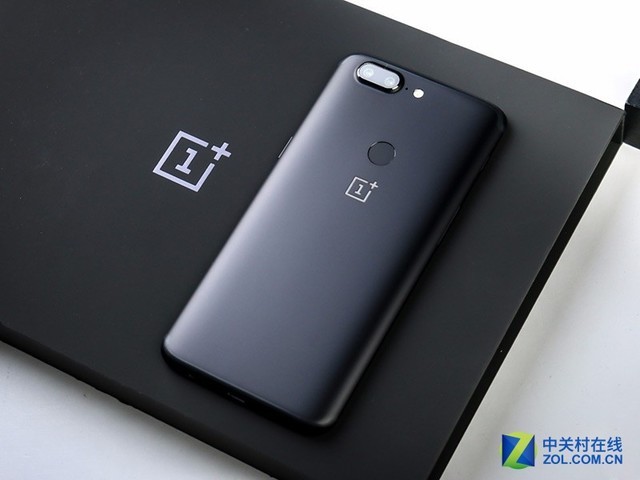 一加5T为何获得100%好评 这5点是关键_凤凰资讯